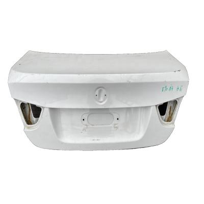 China Classic High Quality 3 Series E90 LCI Rear Suitcase Cover Inner Taillight Seat License Plate Seat Tail Cover Hinge Prop for BMW for sale