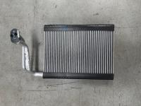 China Classic High Quality 3-series E90 E91 E92 E93LCI Air Conditioner Heat Exchanger Warm Air tank Radiator Expansion Valve for BMW for sale