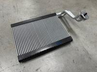China Classic High Quality 3-series E90 E91 E92 E93LCI Air Conditioner Heat Exchanger Warm Air tank Radiator Expansion Valve for BMW for sale