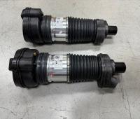 China Classic High-quality Cayenne 9YA Front Left and Right air Shock Absorbers with Damping Adjustment Suspension for Porsche for sale