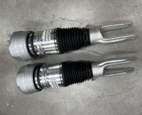 China Classic High-qualityPanamera970Front Left and Right air Suspension Shock Absorbers Soft and Hard Adjustment Function for Porsche for sale