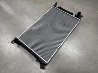 China New High Quality Macan 95B Turbo High Power Front Radiator tank Encrypted Cooling Engine Coolant Storage Box for Porsche for sale