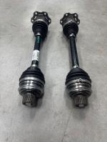 China The Classic High-quality Macan 95B Front Left and Right Drive Shaft Half Shaft External and Internal Ball Cage for Porsche for sale