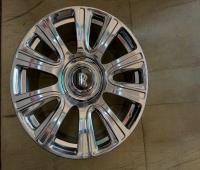 China Classic High-quality Ghost RR4 Front and Rear 21-inch Aluminum Wheels in Chrome Finish with Floating Covers for Rolls-Royce for sale