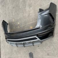 China The New High-quality URUS Is Fitted with a Rear Bumper Enveloping Bumper Spoiler radar Exhaust Tailthroat for for Lamborghini for sale