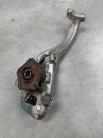 China The New High-quality URUS Front Left and Right Steering Knuckle Half Shaft Seat Bearing Swing Arm Seat for Lamborghini for sale