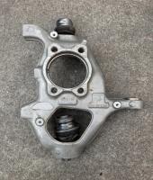China New High-quality Huracan LP580 LP610 EVO  Front Left and Right Steering Knuckle Wheel Bearing Housing Sheep Horn for Lamborghini for sale