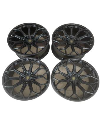 China The New High-quality Urus Features 22-inch Forged Wheels at Both the Front and Rear, and Is Lightweight.for Lamborghini for sale