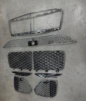 China The Front Grille of the New High-quality Bentayga, the Surround Grille, the Darkened Version, and the Mude Version.for Bentley for sale