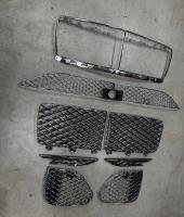 China The Front Grille of the New High-quality Bentayga, the Surround Grille, the Darkened Version, and the Mude Version.for Bentley for sale