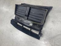 China The Classic High Quality Levante M161 Front Radiator Hood Automatically Adjusts the Shutter Hood Gantry  for Maserati for sale