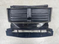 China The Classic High Quality Levante M161 Front Radiator Hood Automatically Adjusts the Shutter Hood Gantry  for Maserati for sale