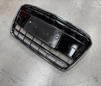 China The Front Bumper of the Classic High-quality R8 FSI quattro 422, 423, 427 and 429 Has a Blacked-out Grille Cover for Audi for sale