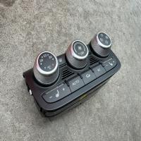 China Classic High-quality R8 FSI quattro 422, 423, 427, 429 air Conditioning System Control Switch Temperature Regulation for Audi for sale
