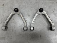 China The Classic High Quality GTR R35 Hangs Top Swing Arm Ball Head Bushings From the Front Left and Right  for Nissan for sale