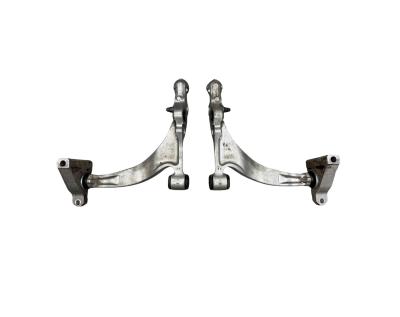 China Classic High Quality GTR R35 BlackEdition Nismo Front Left and Right Hem Arm Triangle Arm Assembly Ball Head Bushing for Nissan for sale