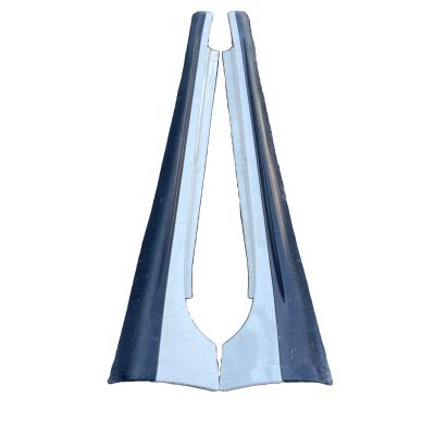 China Classic High-quality Quattroporte M156 Body Bottom Left and Right Side Skirt Under Skirt Side Fence Side Partition for Maserati for sale