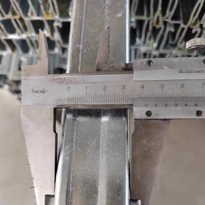 China 50-300mm Electro Galvanized Hot Dipped Unistrut Channel For Automotive Industry for sale