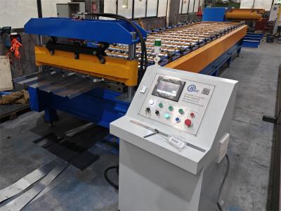 China Roof Panel Roll Forming Machine with 45# Steel Shaft, Omron Encoder, and 5.5KW Power for High Efficiency for sale