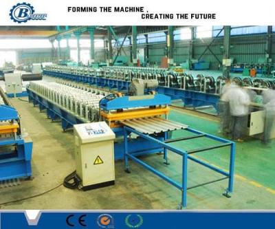 China 230-550 Mpa Hydraulic Station Wall And Roof Cladding Sheets Steel Roll Forming Machine for sale
