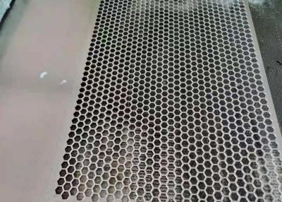 China 10mm Hexagonal Perforated Aluminum Sheet / Round Perforated Metal Polished for sale