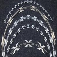 China razor barbed wire   barbed wire with blades   razor wire coil for sale