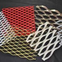 China Golden Colour OEM Expanding Wire Mesh Diamond Shape Metal for sale