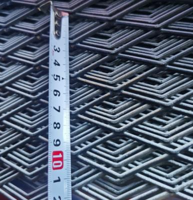 China Flated Expanding Wire Mesh Standared Size Lwd 1220mm X Swd 2440mm for sale