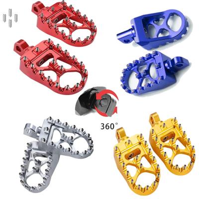 China Custom 360 Degree Rotating CNC Wide Foot Peg for Harley Sportster 883 1200 XL Aluminum for sale