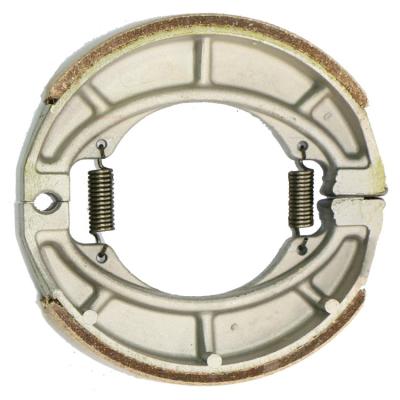 China 130*28mm Motorcycle Brake Shoe for Suzuki GN125 GN250 GZ250 DR125 RM125 SP125 DR250 for sale
