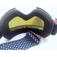 China Customized White Frame Ski Goggle with Foam Face Padding and Polycarbonate Lens for sale