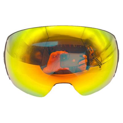 China Customized Design Ski Goggles with Magnetic Lens and 1/2/3 Layers Face Foam for sale
