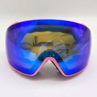 China Pink Polycarbonate Magnetic Ski Goggles with Magnetic Scratch-Resistant Lens for sale