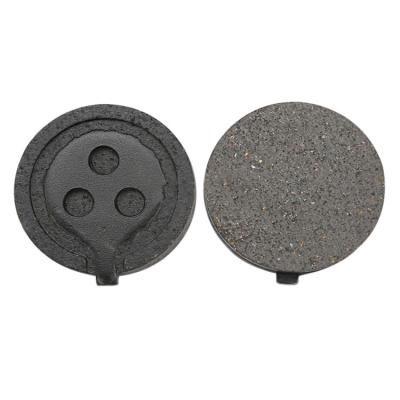 China Custom Logo Black Semi-Metallic FA38 Brake Pads for Suzuki GT125 GT200 GT250 GS1000 for sale