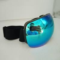 China Customizable Colors Ski Goggles with Anti-fog Magnetic Lens and Windproof Design for sale