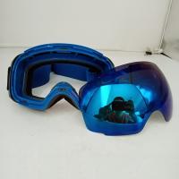 China Customized Men's Ski Goggles with Magnetic Interchangeable Lenses Custom Design for sale