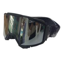 China Adjustable Silicone Strap Magnetic Ski Goggles with Anti-fog Lens and Cylindrical Shape for sale