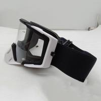 China Black White/Black Frame Color Motocross MX Goggles with Nose Guard and Anti-Fog Lens for sale
