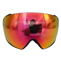 China TPU Frame Adult Anti-Fog UV400 Photochromic Ski Goggles with Adjustable Ventilation for sale