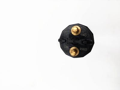 China Bos-ch Common Rail Fuel Injector 0445120145 For Diesel Engine for sale