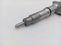 China Bos-ch Common Rail Fuel Injector 0445120150 For Diesel Engine for sale
