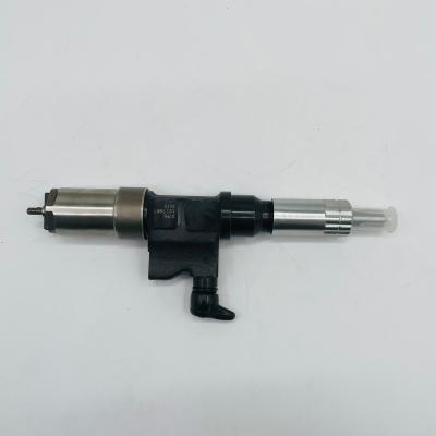China Denso 095000-0190 Common Rail Fuel Injector 8-94392261-4 for Isuzu 6HK1 Engine for sale