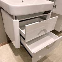 China PVC Bathroom Vanity Cabinet Set 61x45x46cm with Ceramic Basin and LED Mirror for sale