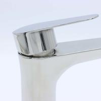 China SUS 304 Stainless Steel One Hole Basin Faucet Silvery 15cm Deck Mounted for sale
