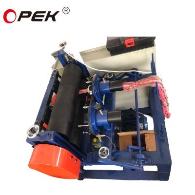 China 2-4 Feeder Chinese Fringes Tassel Making Machine for Producing Beanie Pompom for sale