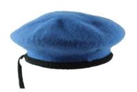 China Smooth Operation Beret Cap Knitting Machine with Auto Lubrication and Servo Motor for sale