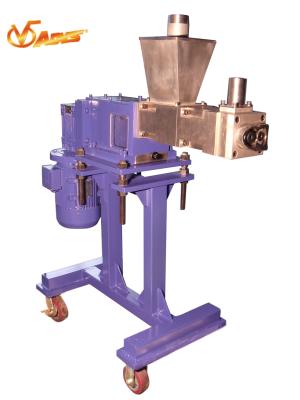 China Talc Powder Calcium Carbonate Twin Screw Feeder Automatic Screw Feeder With Exhaust Vent for sale