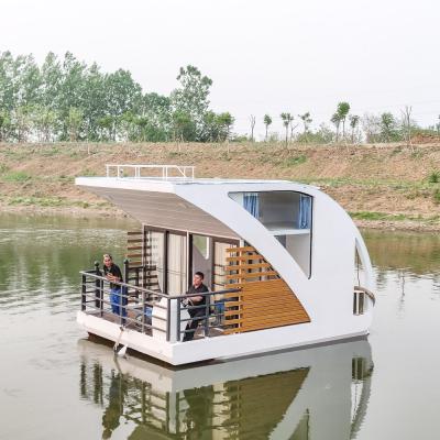 China High Capacity House Boat With TV Entertainment For 6 Person Capacity for sale
