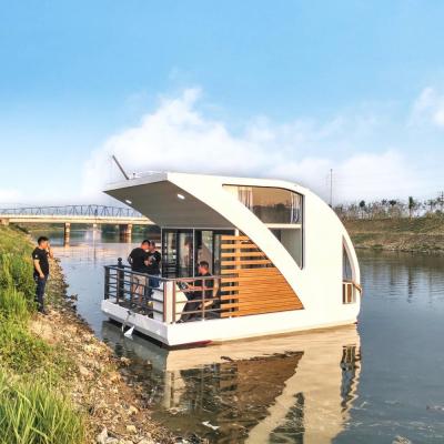 China 1 Bedroom House Boat Floating House Pontoons Equipped With TV for sale