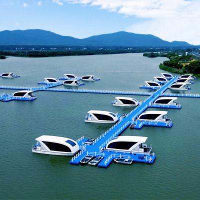 China 6 People Aluminum Hull Houseboat pontoon floating homes Custom Size for sale